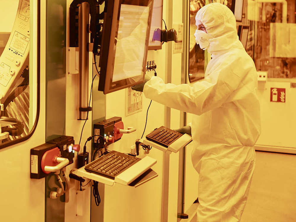 EN 14605: Schutzkleidung gegen flüssige Chemikalien (Overalls Typ 3, Typ 4)